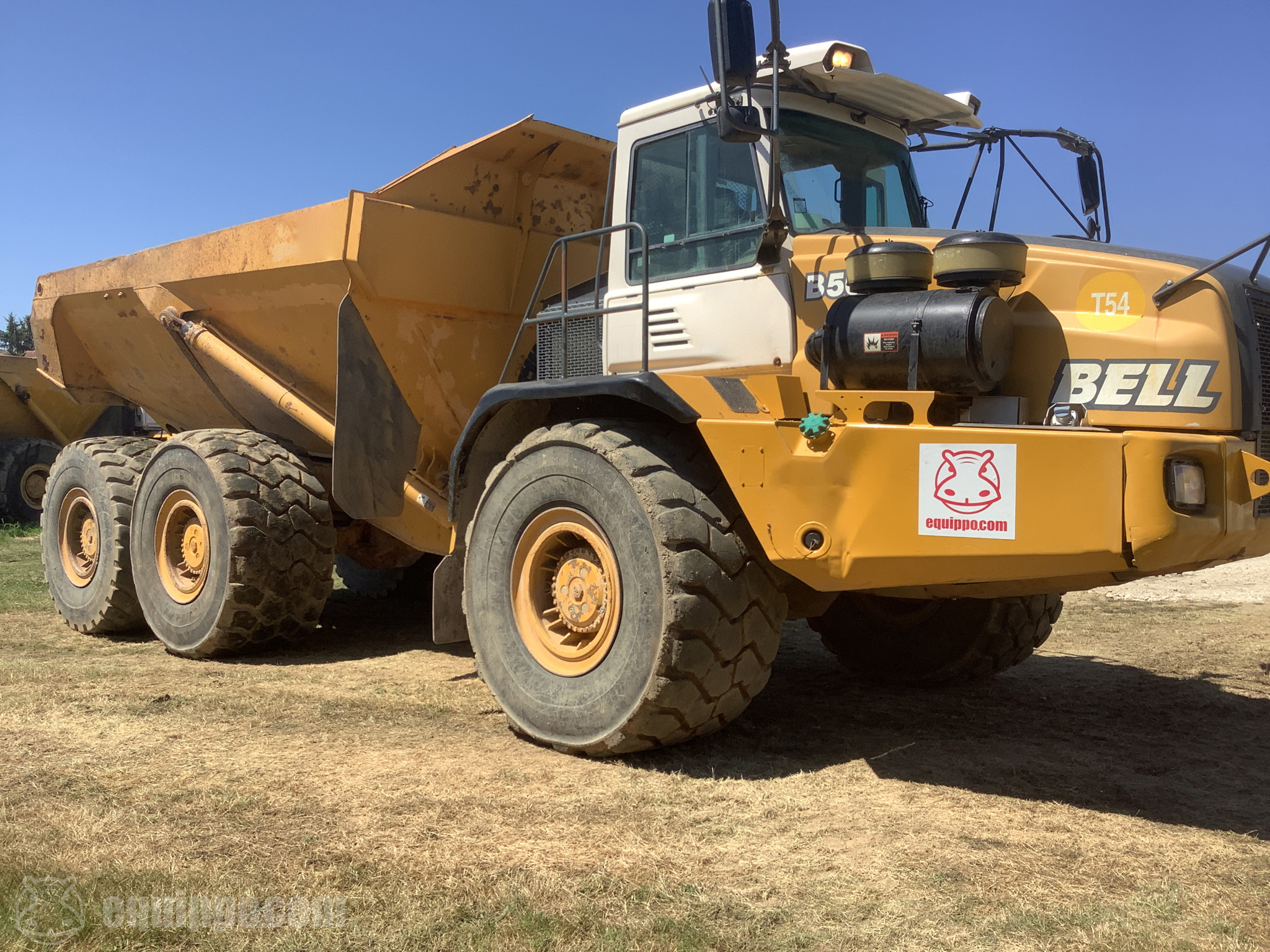 Bell B50D 6x6 SS Used Articulated Dump Truck for Sale | Equippo